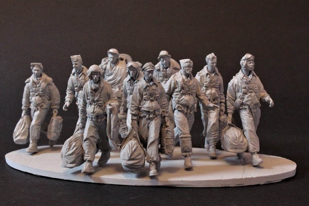 1/32 (54mm scale) B17 Crew ETO (10 figures)