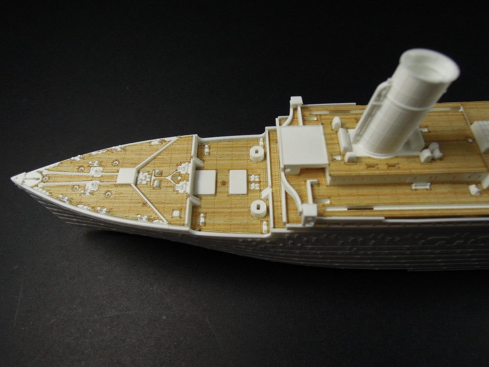 1/700 RMS Olympic 1911 Wooden Deck for Revell kit #05212