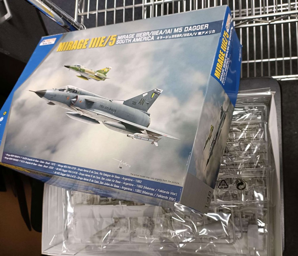 1/48 Dassault Mirage IIIE/5 / IIIEBR / IIIEA / IAI M5 Dagger (box ...