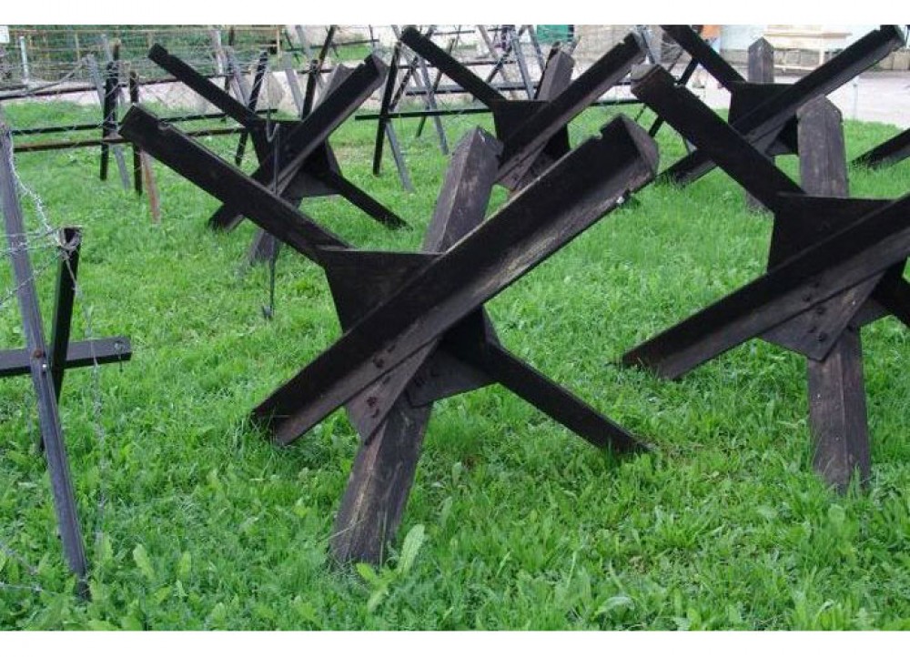 1/35 WWII Antitank Barriers (2pcs)