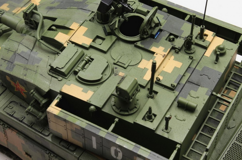 1/35 PLA ZTZ-99A MBT