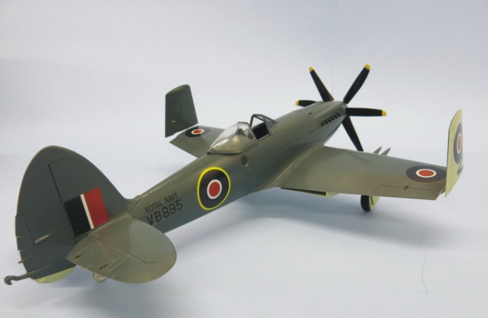 1/32 Supermarine Seafang F32