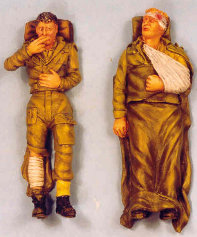 1/35 Wounded UK Soldiers Lying (2 figures)