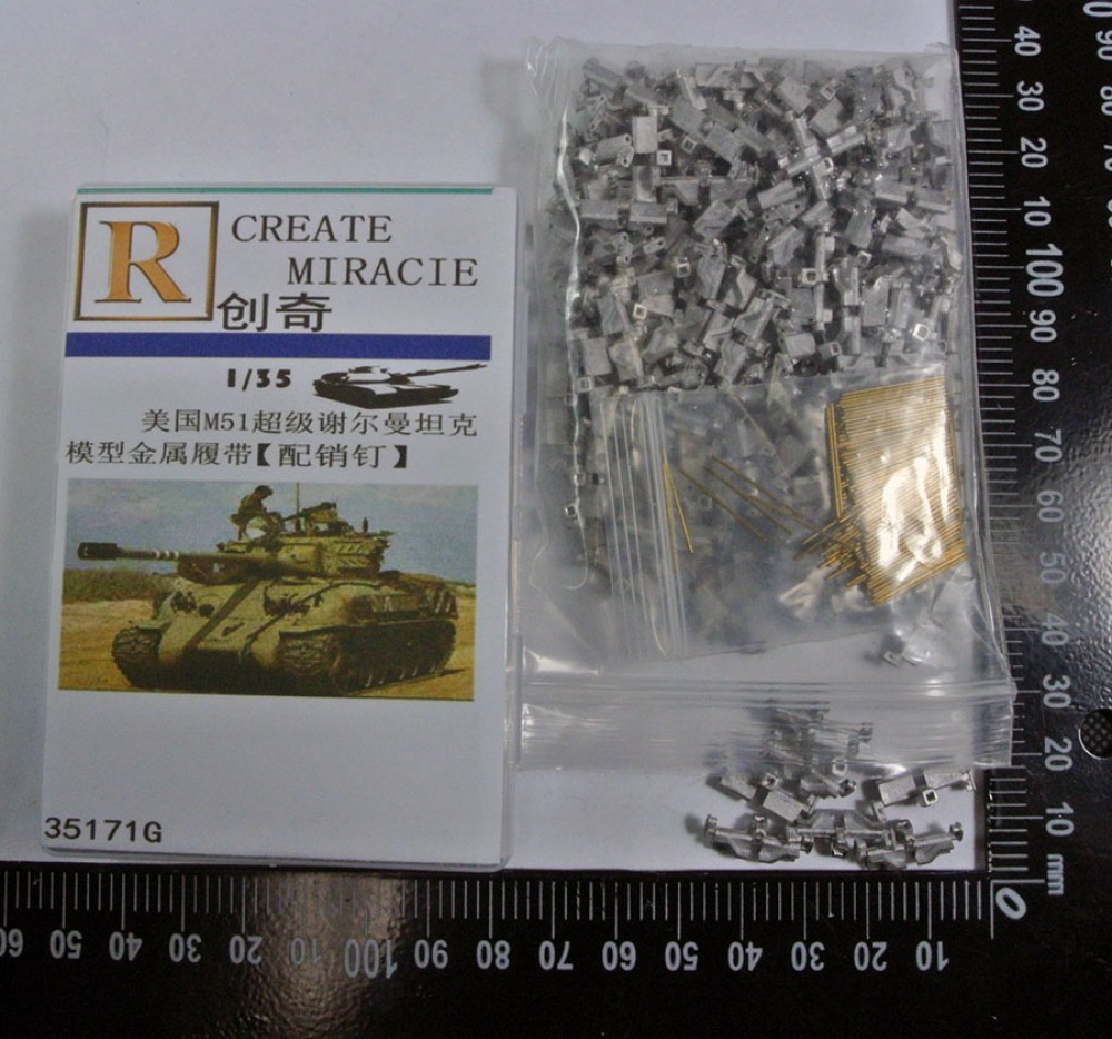 1/35 US Sherman M51/M40 Super Sherman Metal Tracks w/Pins