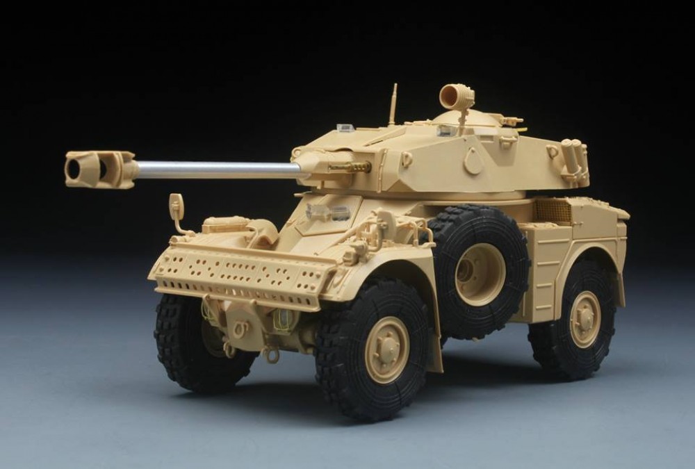 1/35 Panhard AML-90 Armoured Scout Car