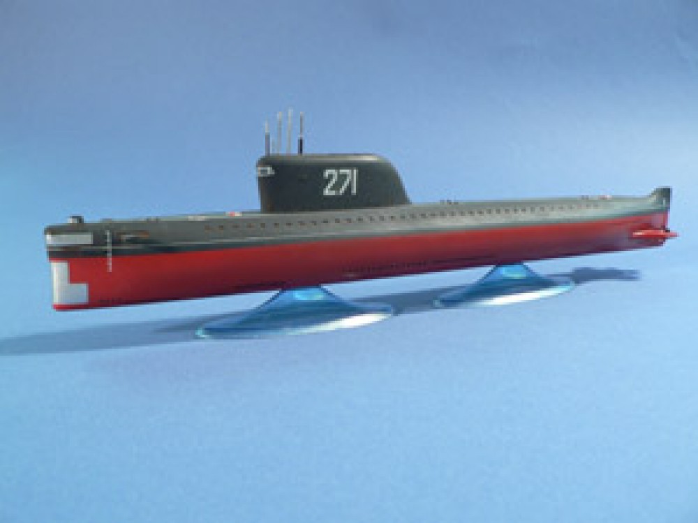 1/350 Soviet Nuclear Submarine K-19