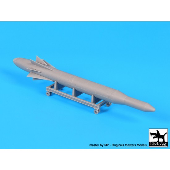 1/72 Douglas GAM 87 A Skybolt Air-launched Ballistic Missile (ALBM)